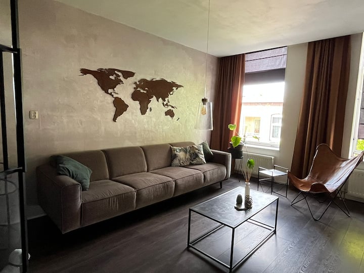 Spacious & Bright Apartment - Steps From The Park - Rotterdam