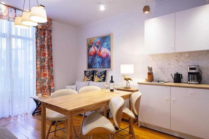 Flamingohaven|chic&renovated 1brwbalcony|primespot - Bucharest