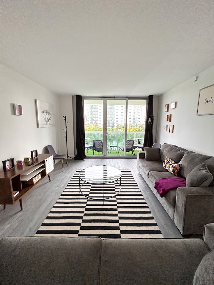 Bonito Apartamento En Oceanr  Sunny Isles  Str1042 - Sunny Isles Beach, FL