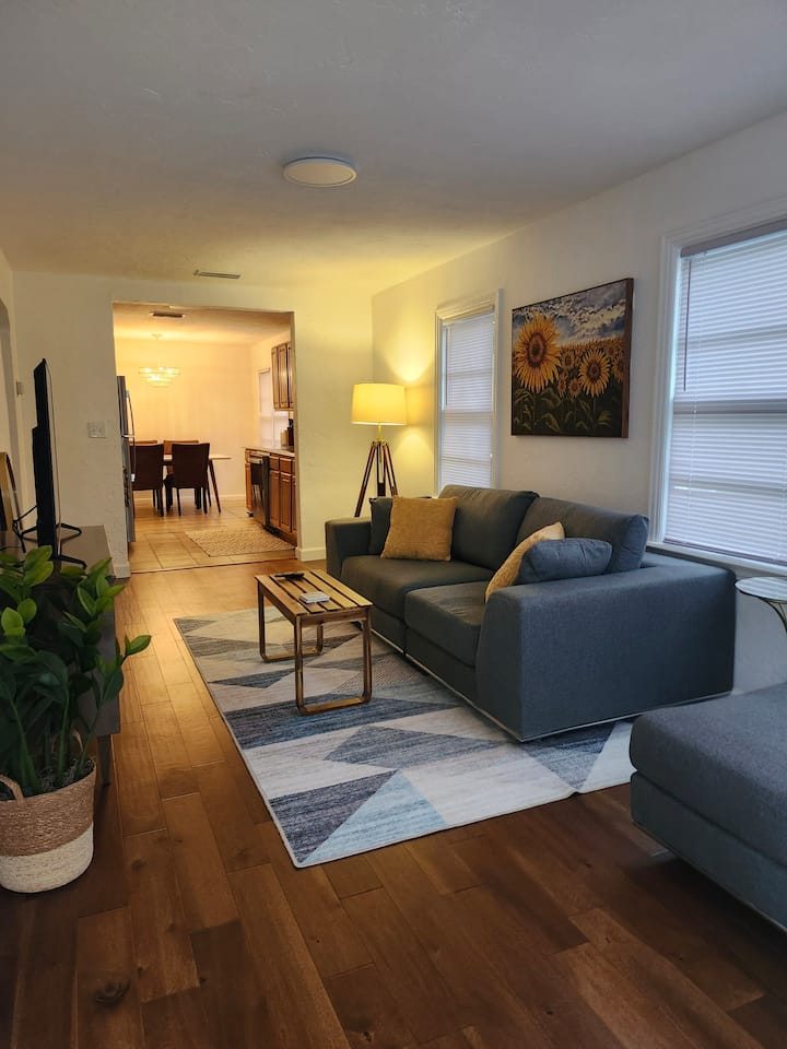 2 Bedroom Unit In Homeshare - Ormond Beach, FL