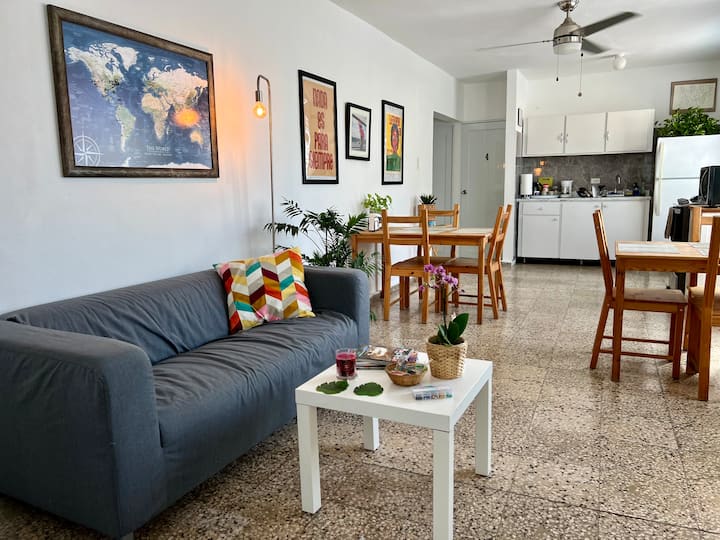Vibrant Private Room With A/c In Shared House - San Juan