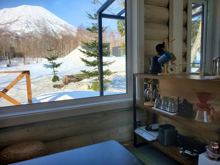 Log Cottage With Mt. Yotei Views - Niseko