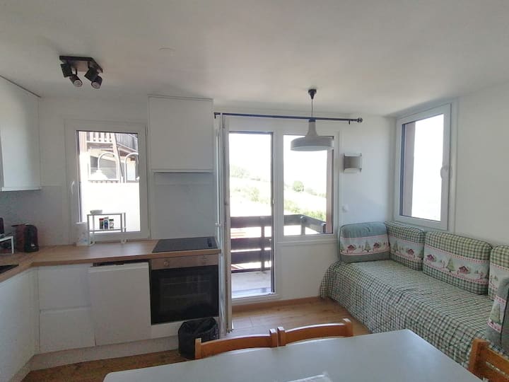 Doucy-valmorel Superbe Appt-pied Des Pistes - Aigueblanche