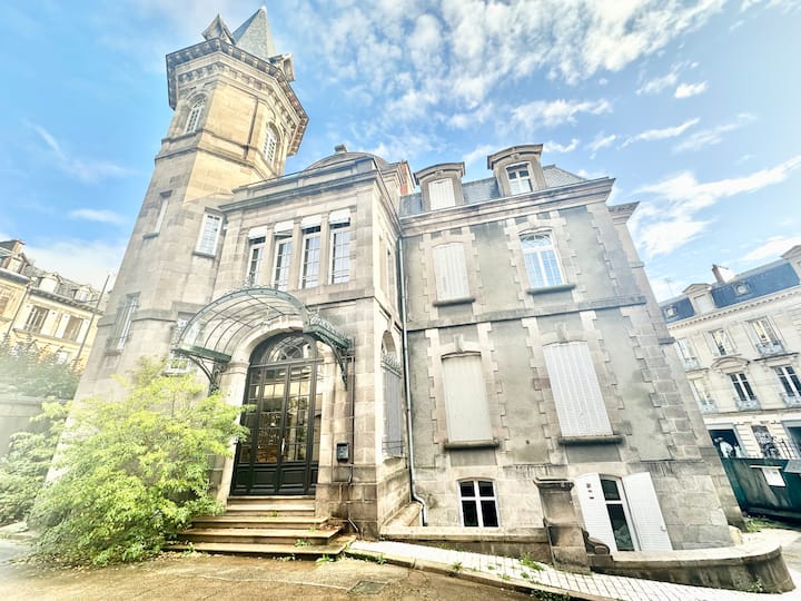 Le Cerez, Central Et Atypique - Limoges