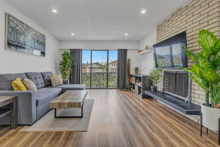Spacious Home King Beds Close To Downtown And Mall - Vancouver
