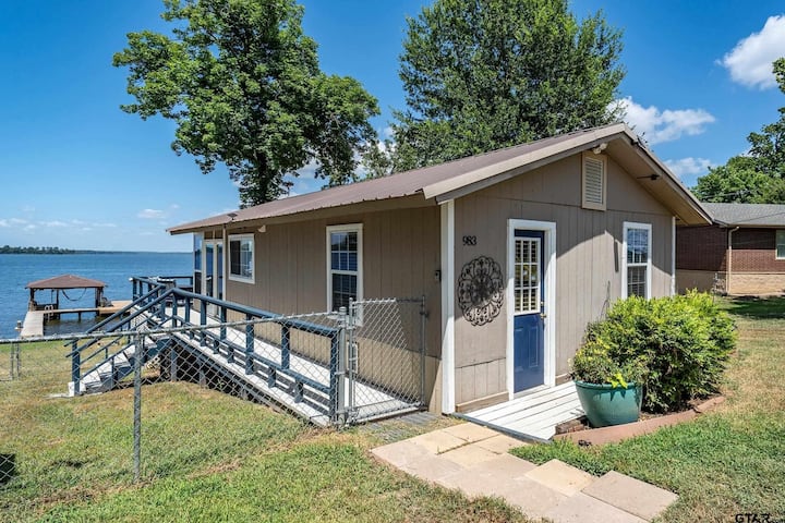 Relax And Fish, Home And Boat House - Waterpark at The Villages, Flint