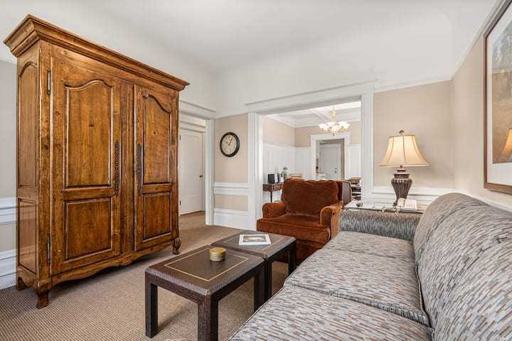 Deluxe One Bedroom Front Unit(3 Flights Of Stairs) - Union Square - San Francisco
