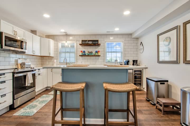 Gone Coastal | 5br Home Walk To Dewey & Beach - Rehoboth Beach, DE