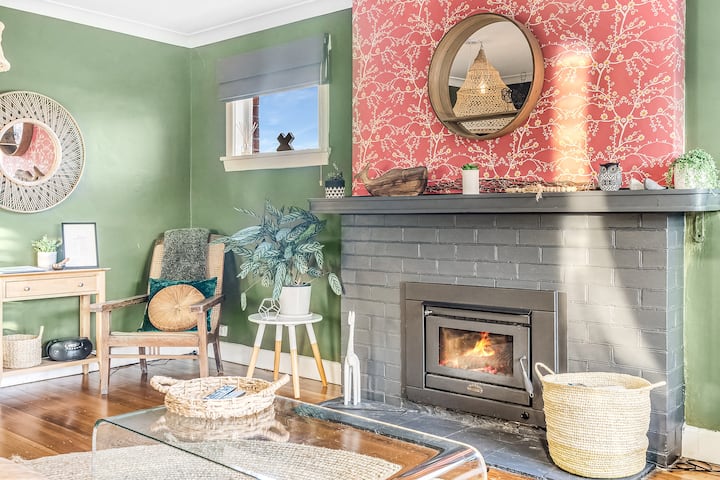 Haven On Timsbury | Urban Escape Near Mona - Hobart