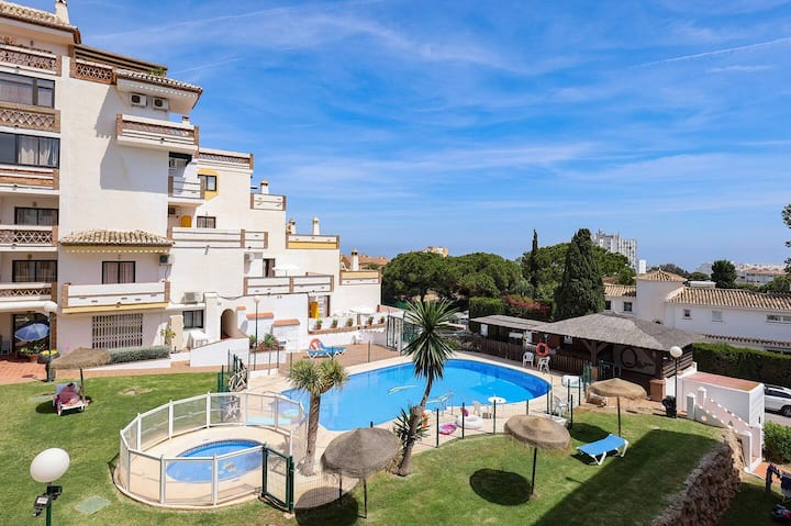 Piso Con Piscinas Cerca De Marbella - Calahonda
