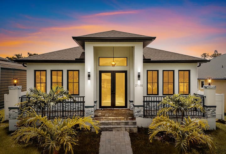 Coastal Comfort: Bonita Hideaway - Bonita Springs, FL
