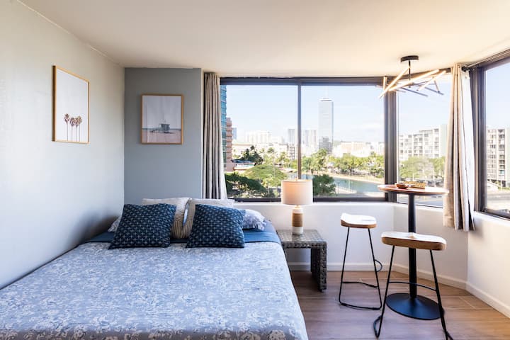 #Private Studio In Waikiki! Canal View! With Pool - Kāhala Beach, HI