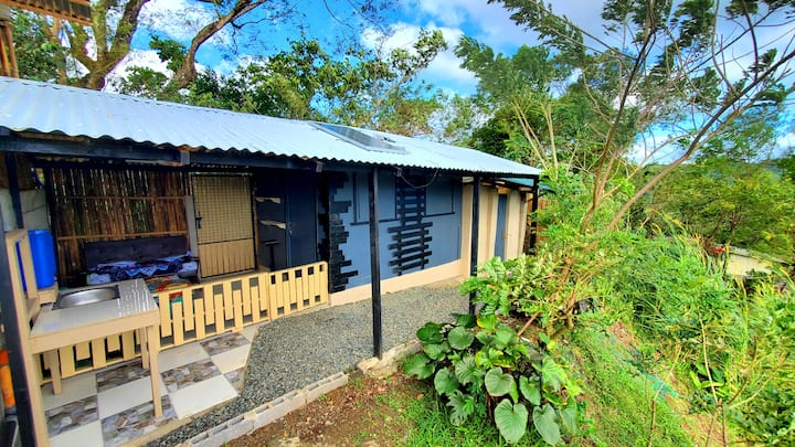 Gray Cabin @ Hillside Cabins - Tanay