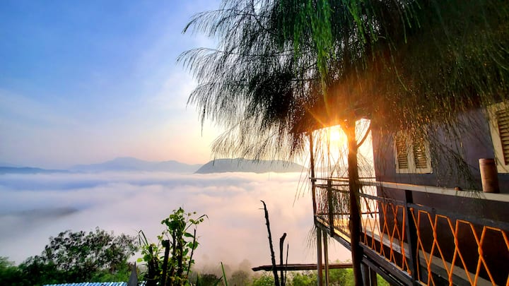 Brown Cabin @ Hillside Cabins - Tanay