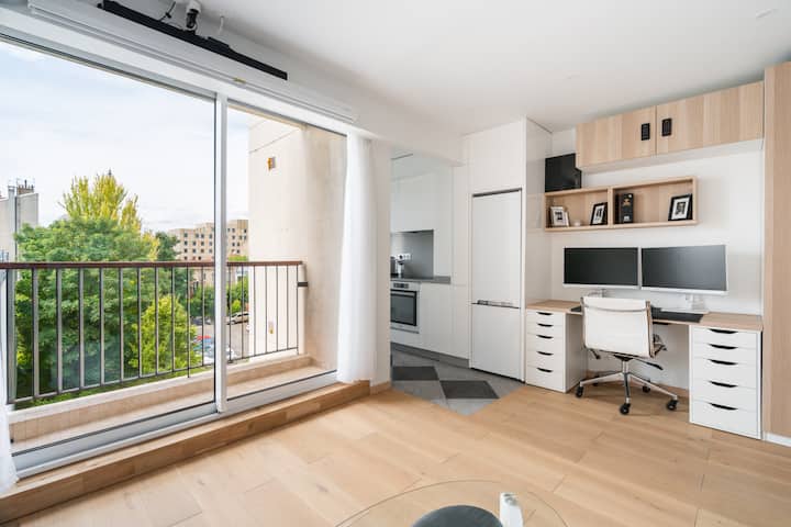 L'auguste | Face Rer B - Free Parking - Villejuif