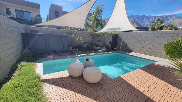 Modern Oasis - Palm Springs, CA