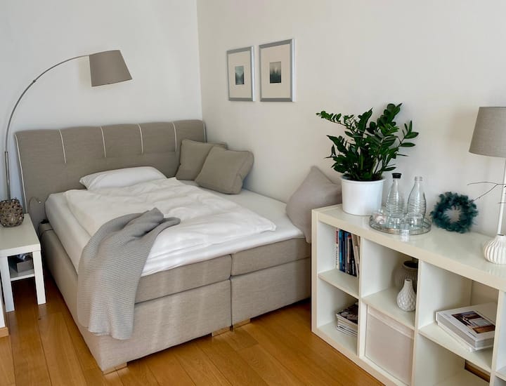 Für Messegäste - Mit Boxspringbett Und Eigenem Bad - Hildesheim