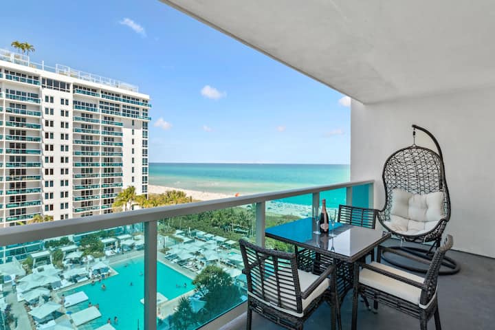 Romantic-5*star-1br-oceanfront-balcony-south-beach - Miami Beach, FL