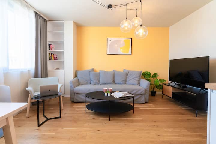 Modern 1bdr Apartment With Stunning City Views - Sofia