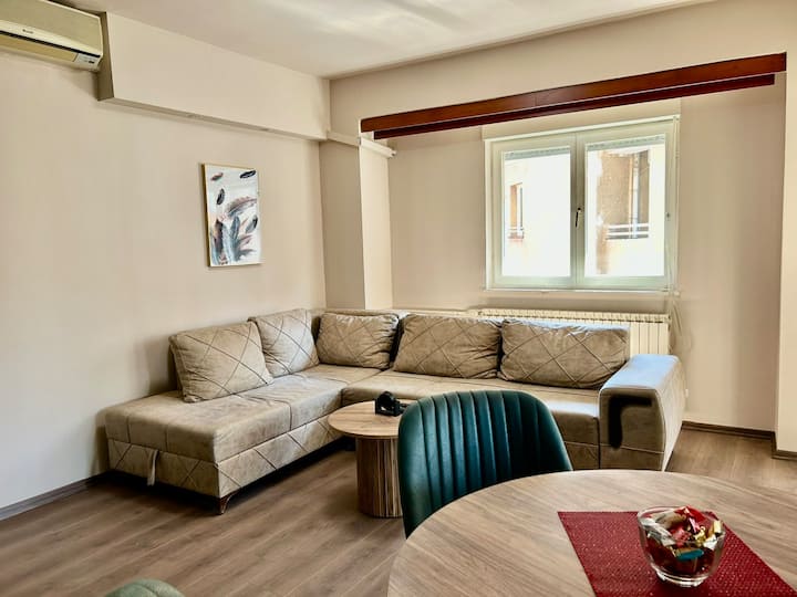 Balkan Beauty 2-bedroom By He-ra Apartments Skopje - Skopje