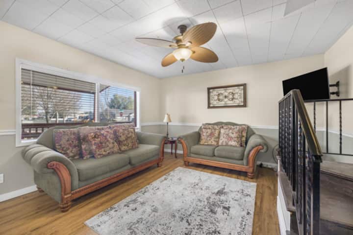 Close To Byu-i
City Center - Rexburg, ID