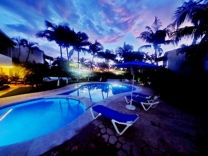 Apartment With Beach Access - Hotel Zone - Cancún