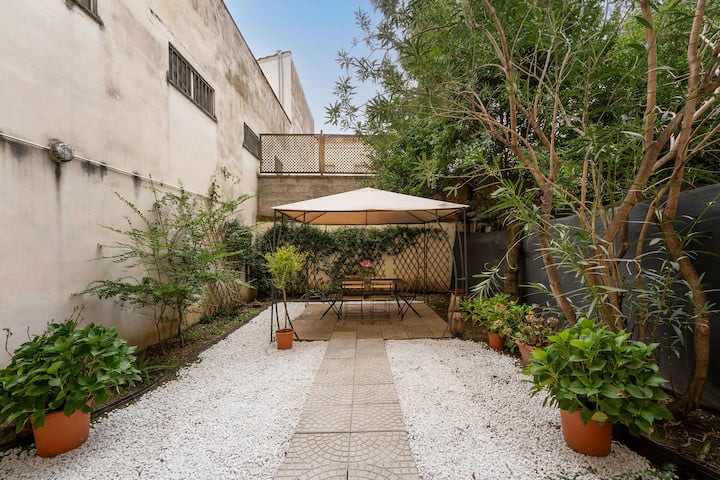 Peaceful Apartment With Private Outdoor Patio - Florence