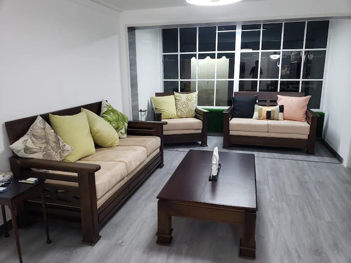 Amplio, Hermoso Apto Centro Sd, Con Parqueo
Robles - Santo Domingo