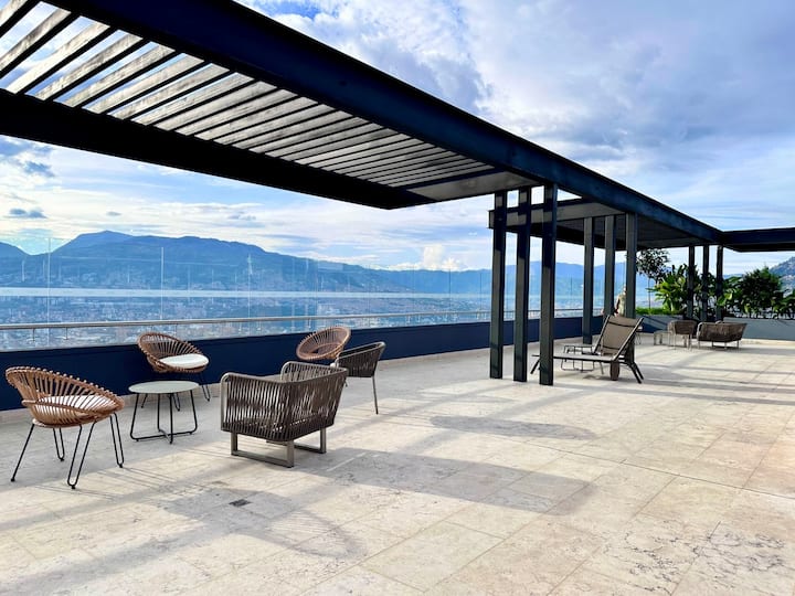 Wake Up To Forest View In El Poblado/ Apto 2bd - Medellin, Antioquia, Colombia