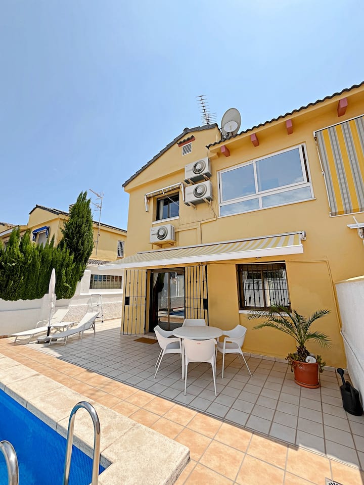 Art House | 3br | Private Pool - Gandie