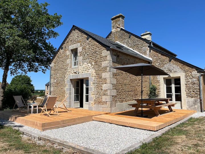 Maison De Campagne Avec Vue Imprenable - St Ceneri - Saint-Léonard-des-Bois