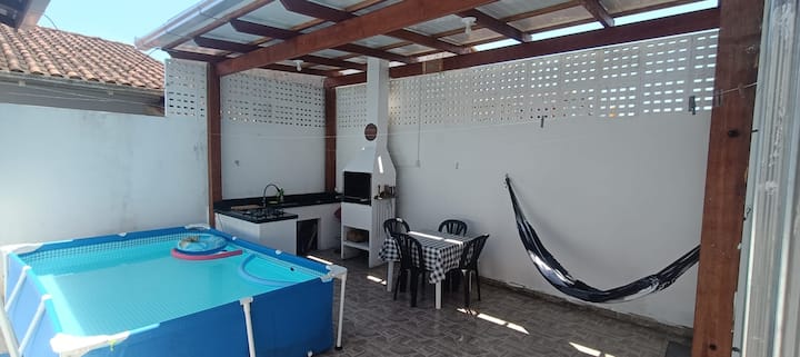 Casa Em Penha Com Piscina - Peña