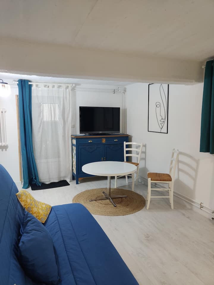 Au Charme De L'hirondelle - Angoulême