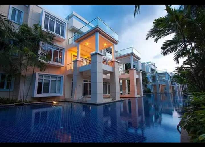 Feels Like A Family Vacation With Pool Access N2 - Cha-am