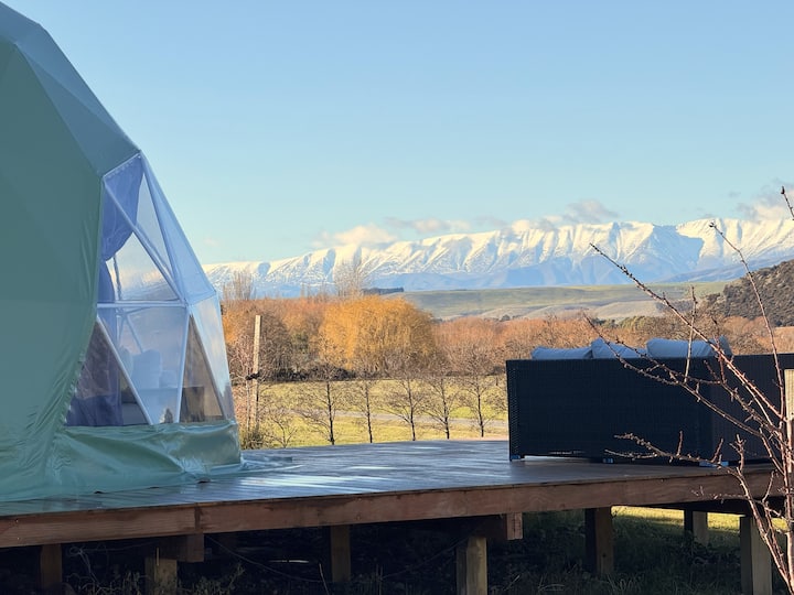 Lakeside Glamping - Dome Pinot - South Island