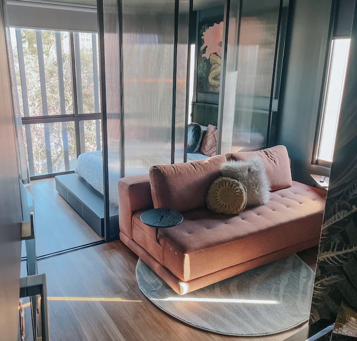 Stylish Micro-apt In Braddon With Jungle Vibes! - Canberra