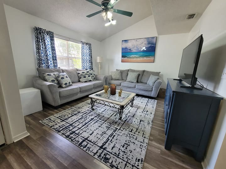 Sanford 2bd 2bth Pool Airpt Beachtrain Orlando 8pp - Lake Mary, FL