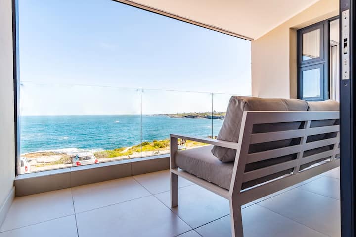 Three Bed Sea View First Floor 206 - Hermanus