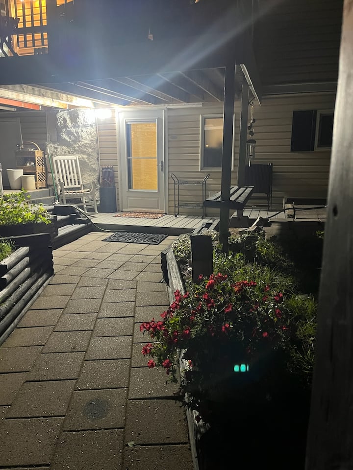 Top Of The Hill Hideaway - 比尤特