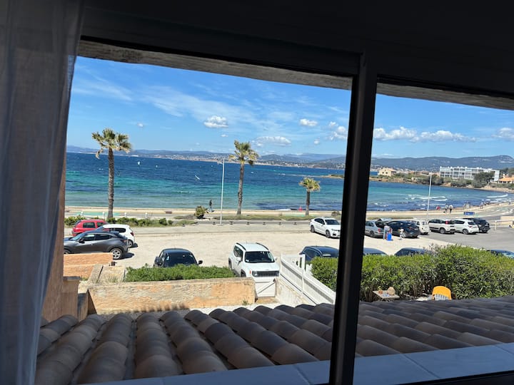 Vue Exceptionnelle, Les Pieds Dans L'eau - Six-Fours-les-Plages