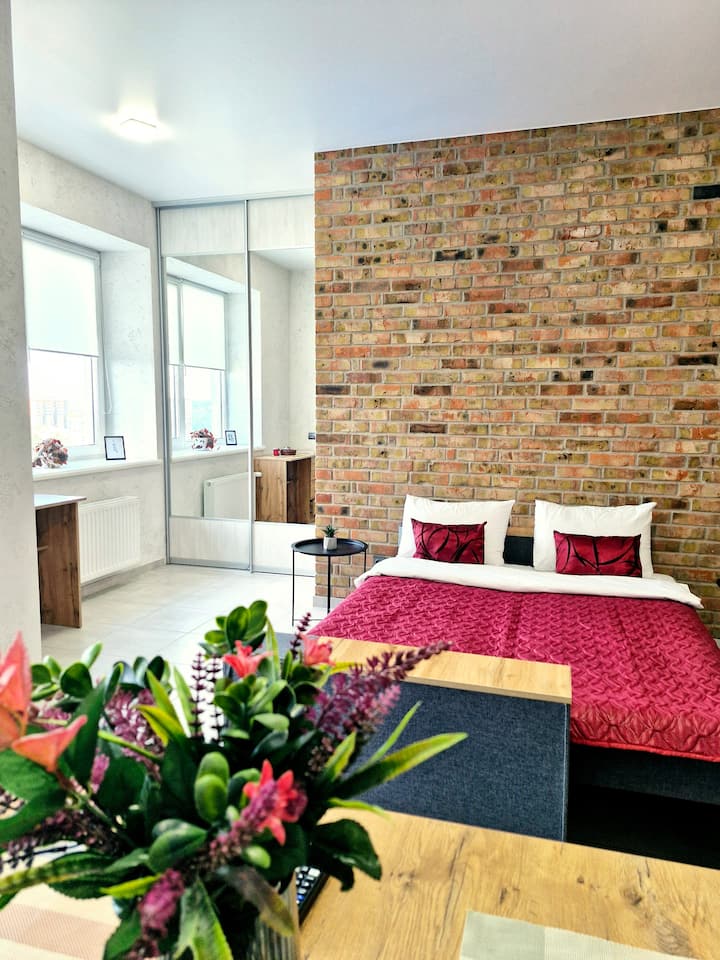 Modern Apartment In The City Center. - Здолбунов