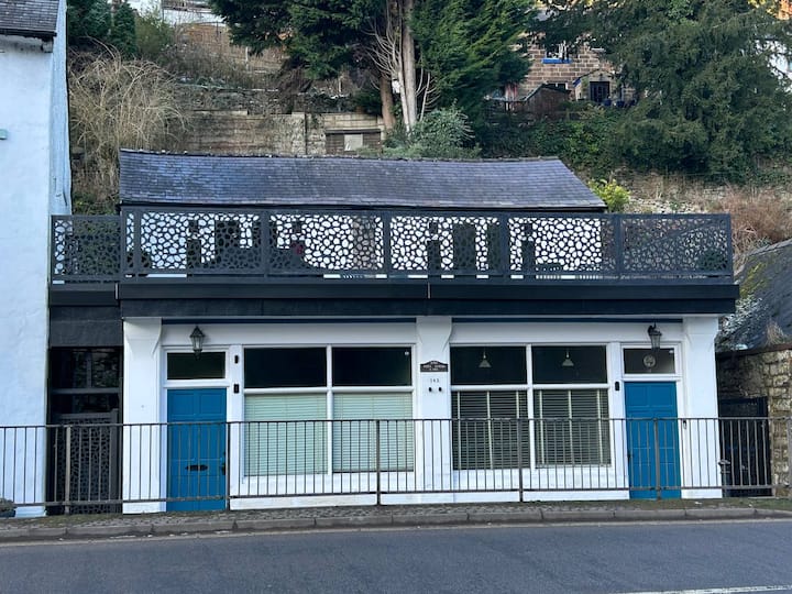 Perfectly Eccentric Holiday Home! - Matlock