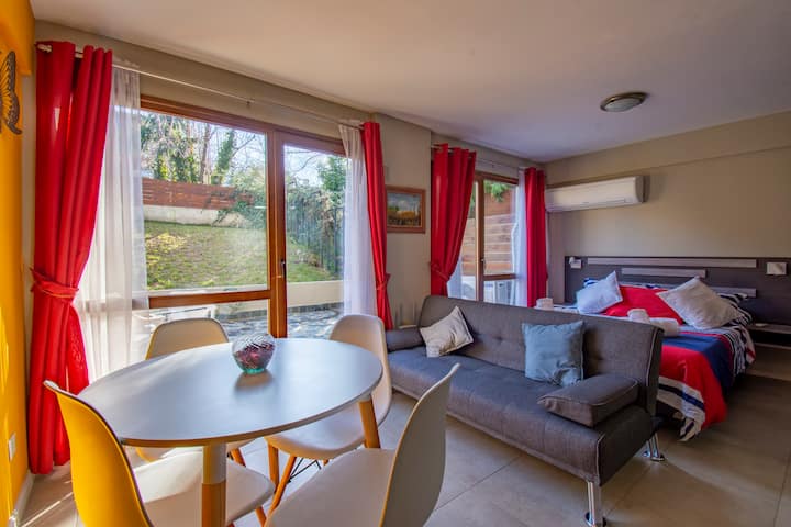 Sunny Güemes, Céntrico Y Tranquilo Con Patio - Bariloche