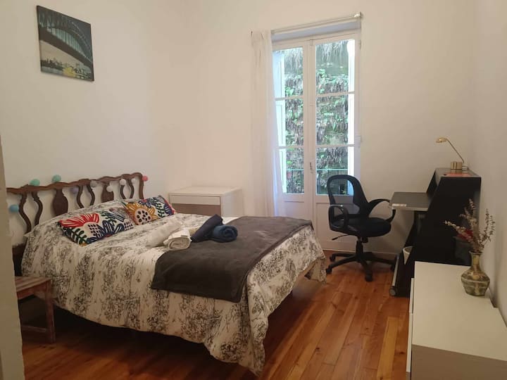 Habitación Amplia En El Centro De San Sebastián - San Sebastián