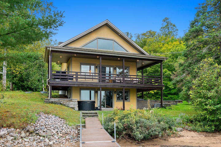 Le Chalet Jaune - Laurentides