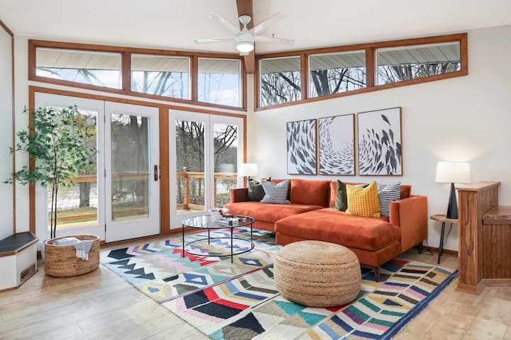 Minnesota Magic - Escape To A Riverside Retreat - Clearwater, MN