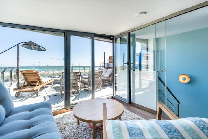 Beach House With Garden, Patio And Sea Views. - Castelldefels