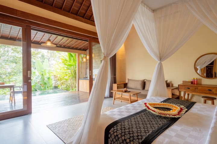 Varendra Villa Ubud With Cliff View - Ubud