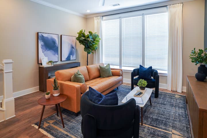 3br Luxury Townhome In Charlotte - Charlotte, NC