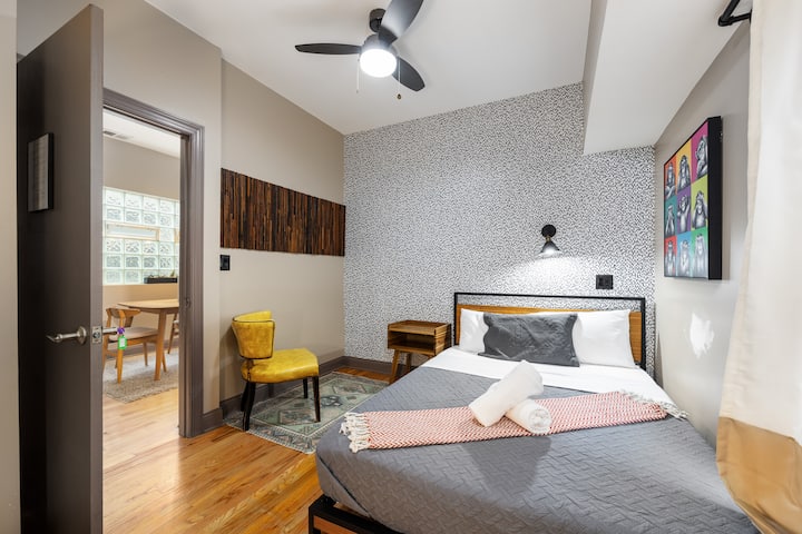 Dubois Guest House Room 301 - Chicago